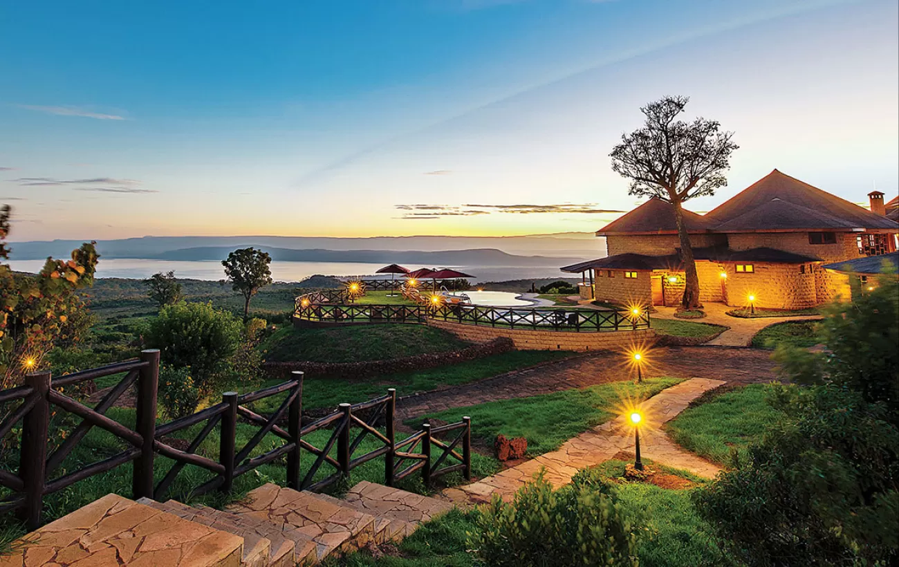 5 Day Lake Nakuru and Masai Mara Tour - Serengeti Masai Mara